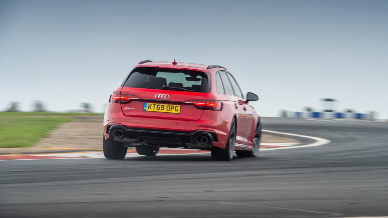Audi RS4 B9 review – ride and handling | evo