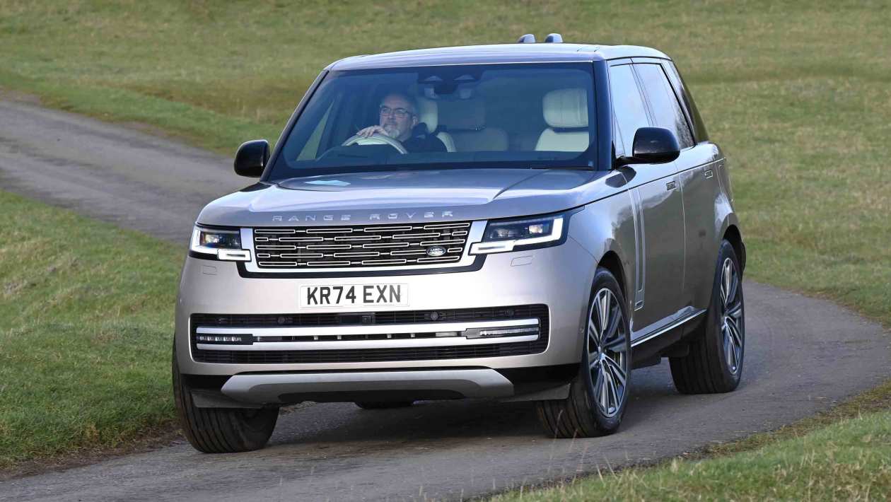 No EV for the PM: Keir Starmer stuck with V8 Range Rovers as JLR can’t ...