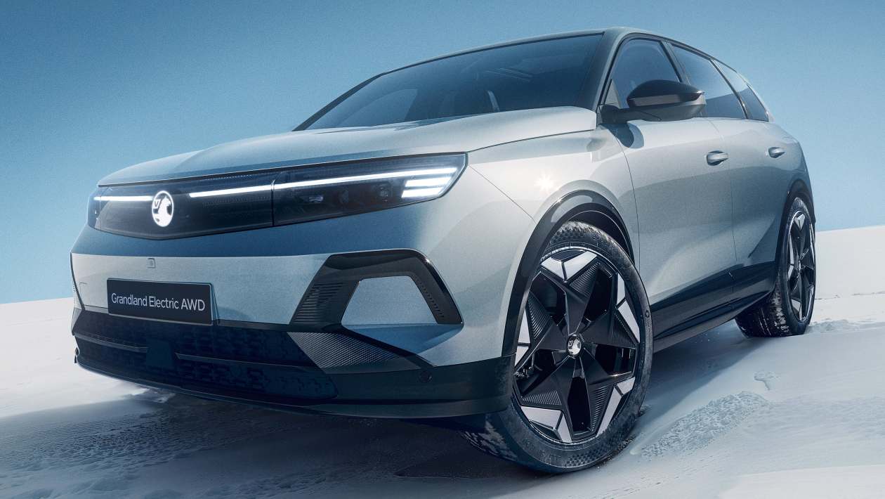 New Vauxhall Grandland Electric AWD priced from just £35,495 including ...