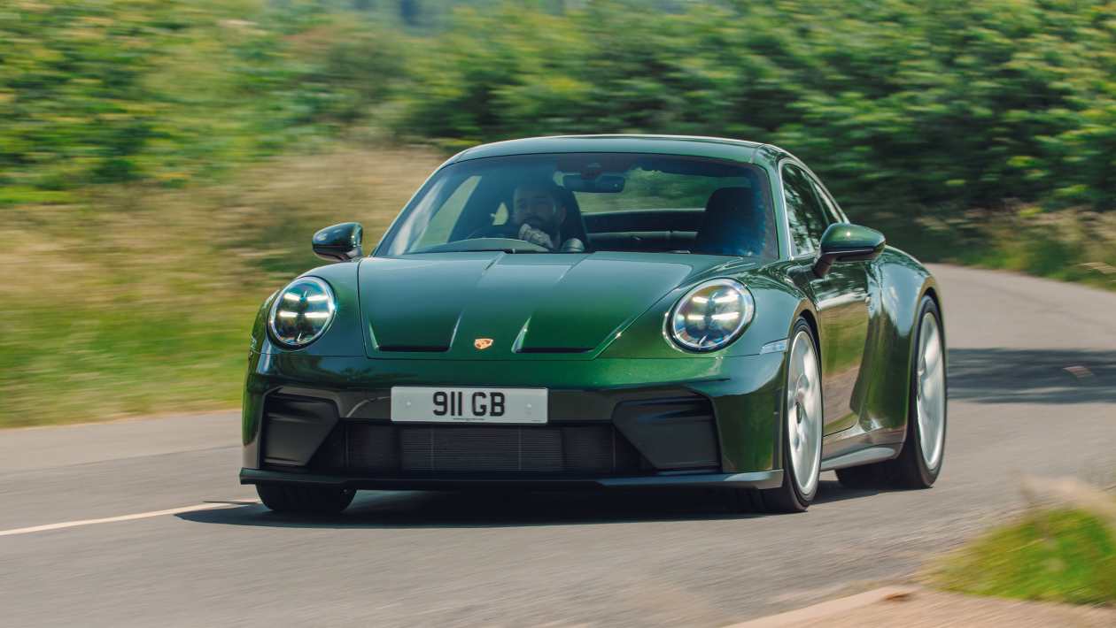 Porsche 911 GT3 Touring 2025 review – is wingless 9000rpm special ...