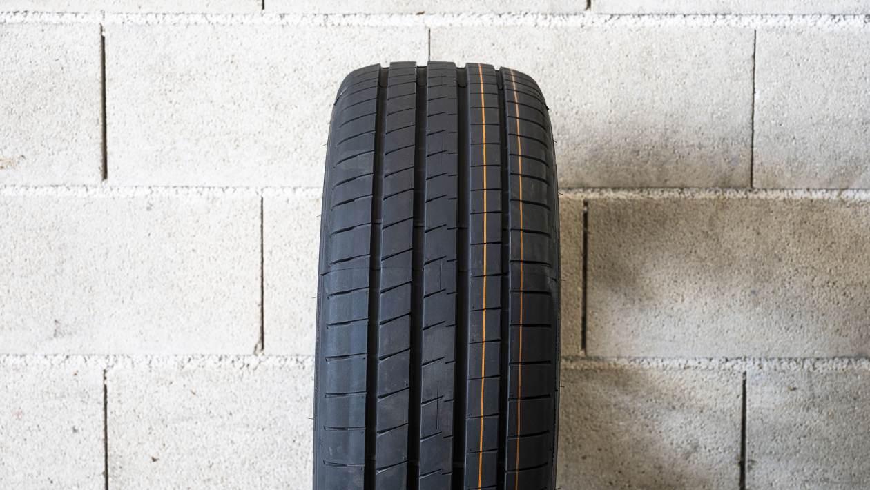 Goodyear Eagle F1 Asymmetric 6 review | Auto Express