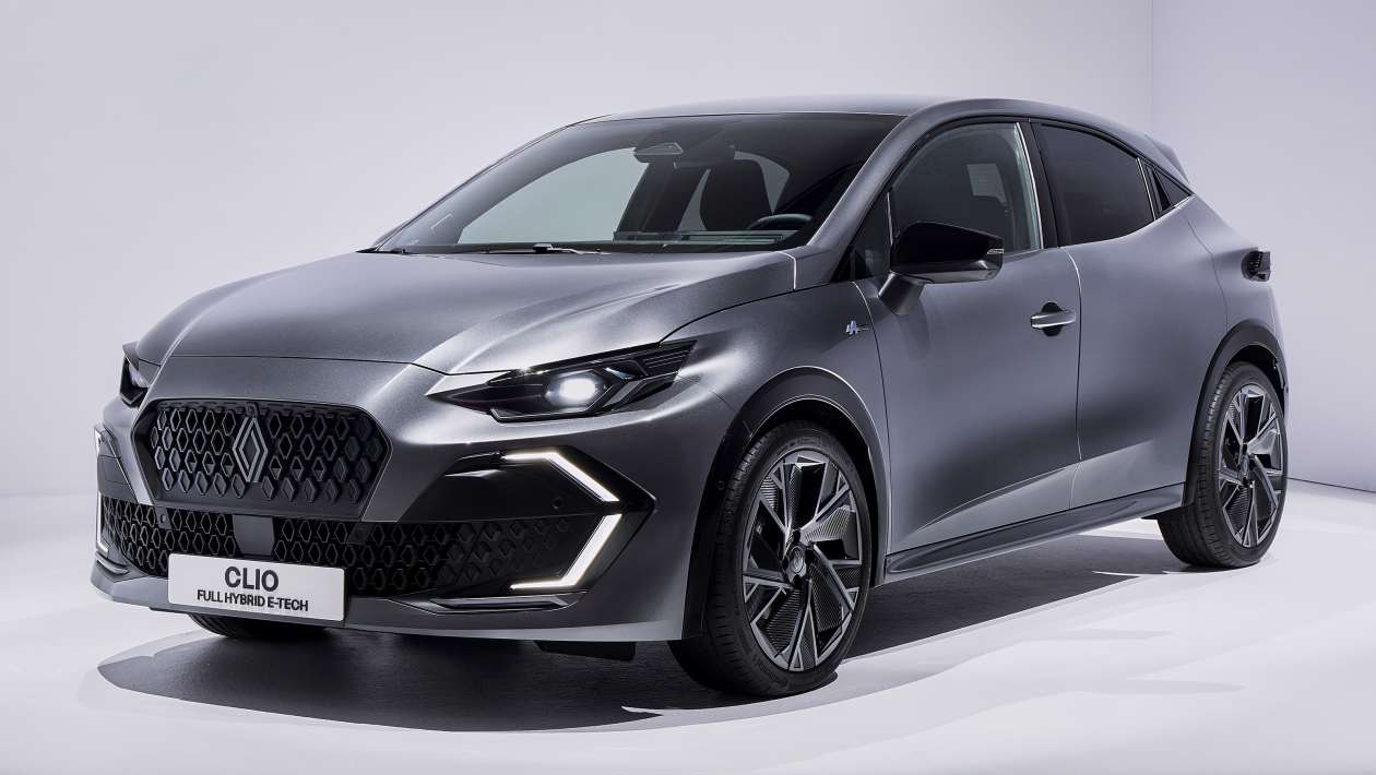 New Renault Clio revealed 2025 - pictures | Auto Express