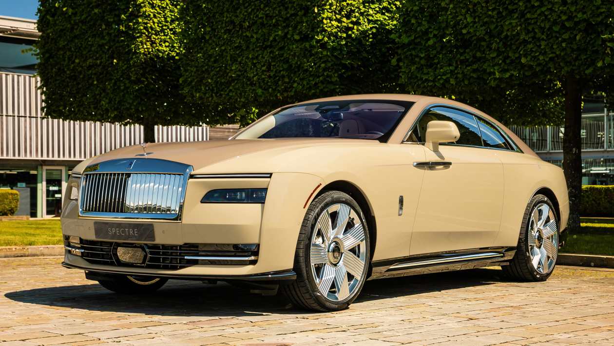 Sit, stay, Rolls over: One-off Rolls-Royce Spectre pays tribute to ...
