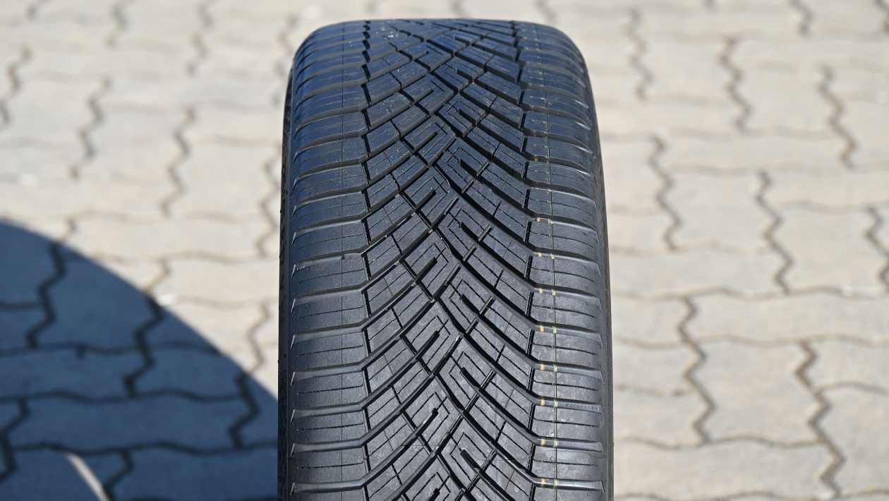 Continental AllseasonContact 2 review | Auto Express