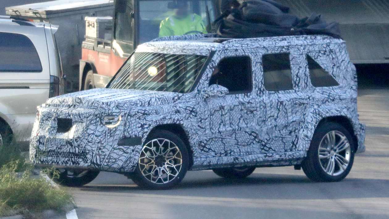 Baby Mercedes G-Class spotted testing as ‘Little G’ EV preps for 2027 ...