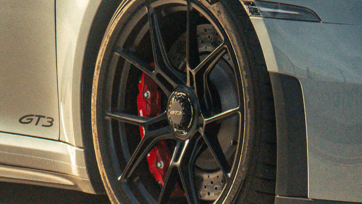 Pirelli’s hardcore P Zero Trofeo RS track tyres now available for the ...