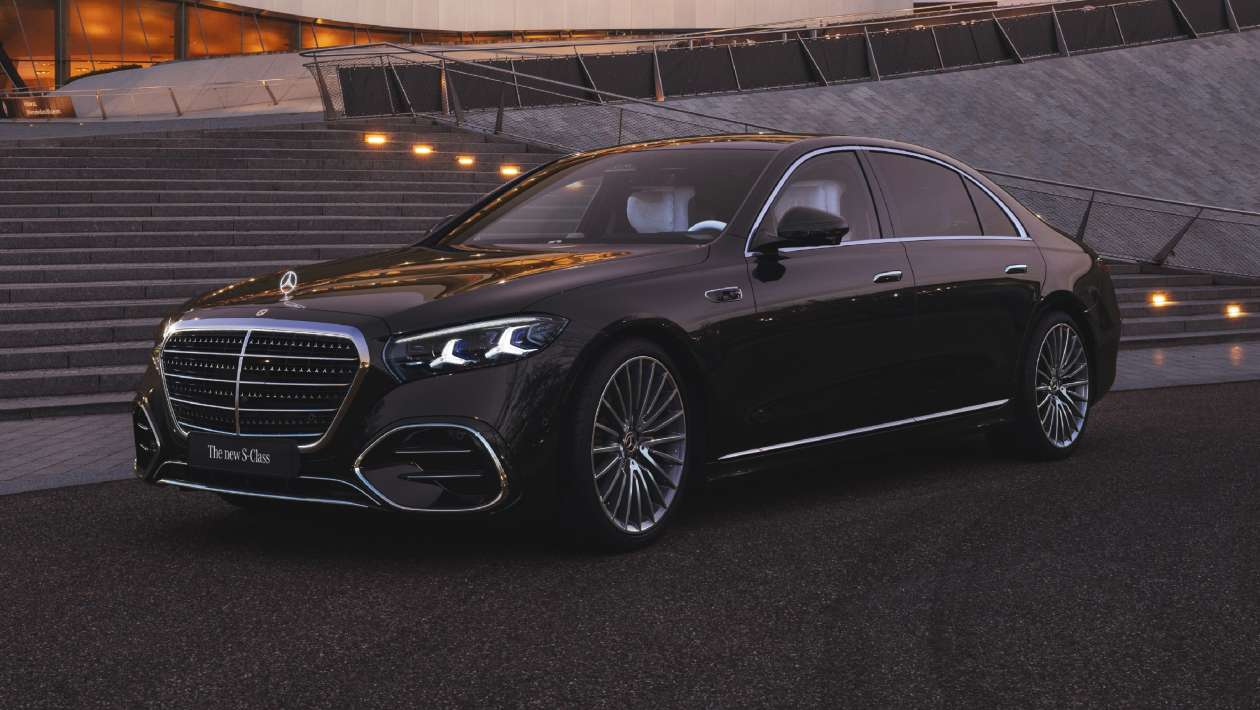 Mercedes-Benz S-class updated for 2026 - new V8 for Merc’s iconic limo ...