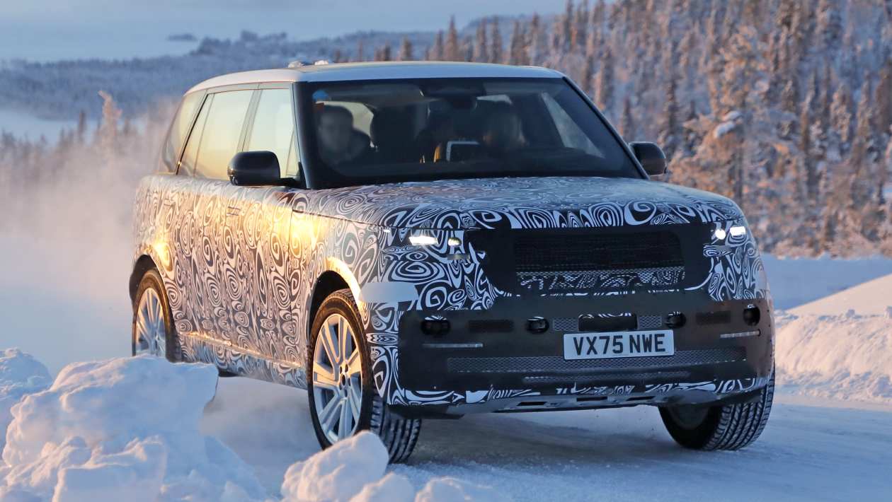 2027 Range Rover spied – Land Rover’s luxury icon sharpens up | evo