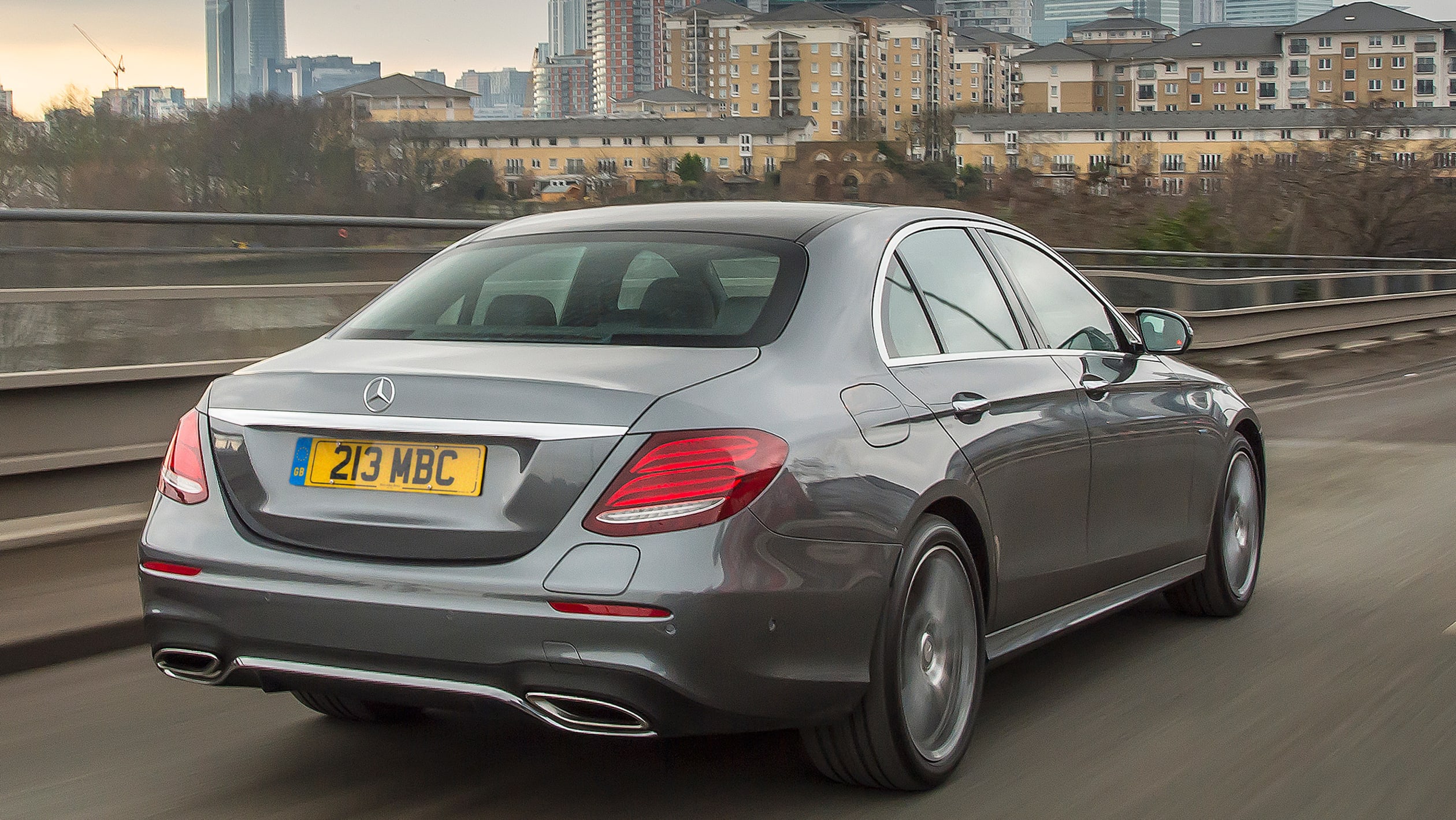 New Mercedes E 300 de 2019 review - pictures | Auto Express