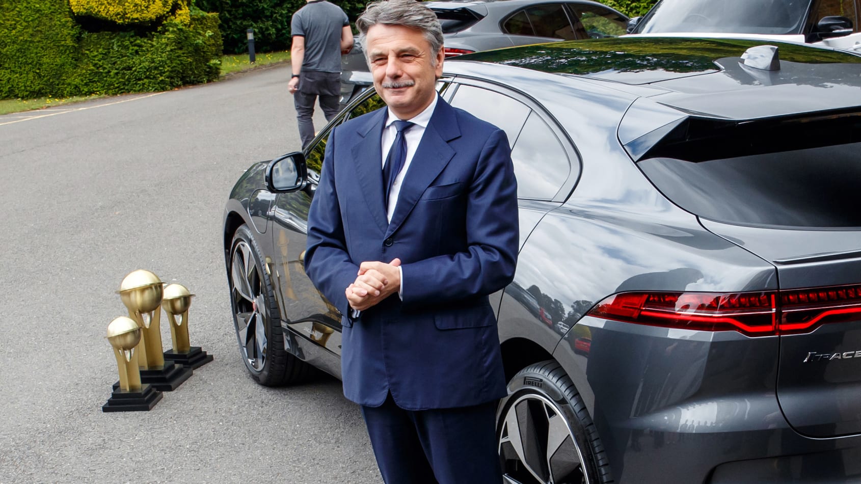 Sir Ralf Speth steps down as Jaguar Land Rover CEO | Auto Express