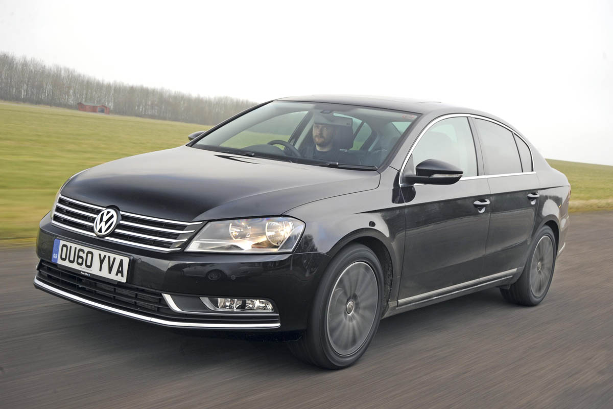 Volkswagen Passat 2.0 TDI Sport | Auto Express