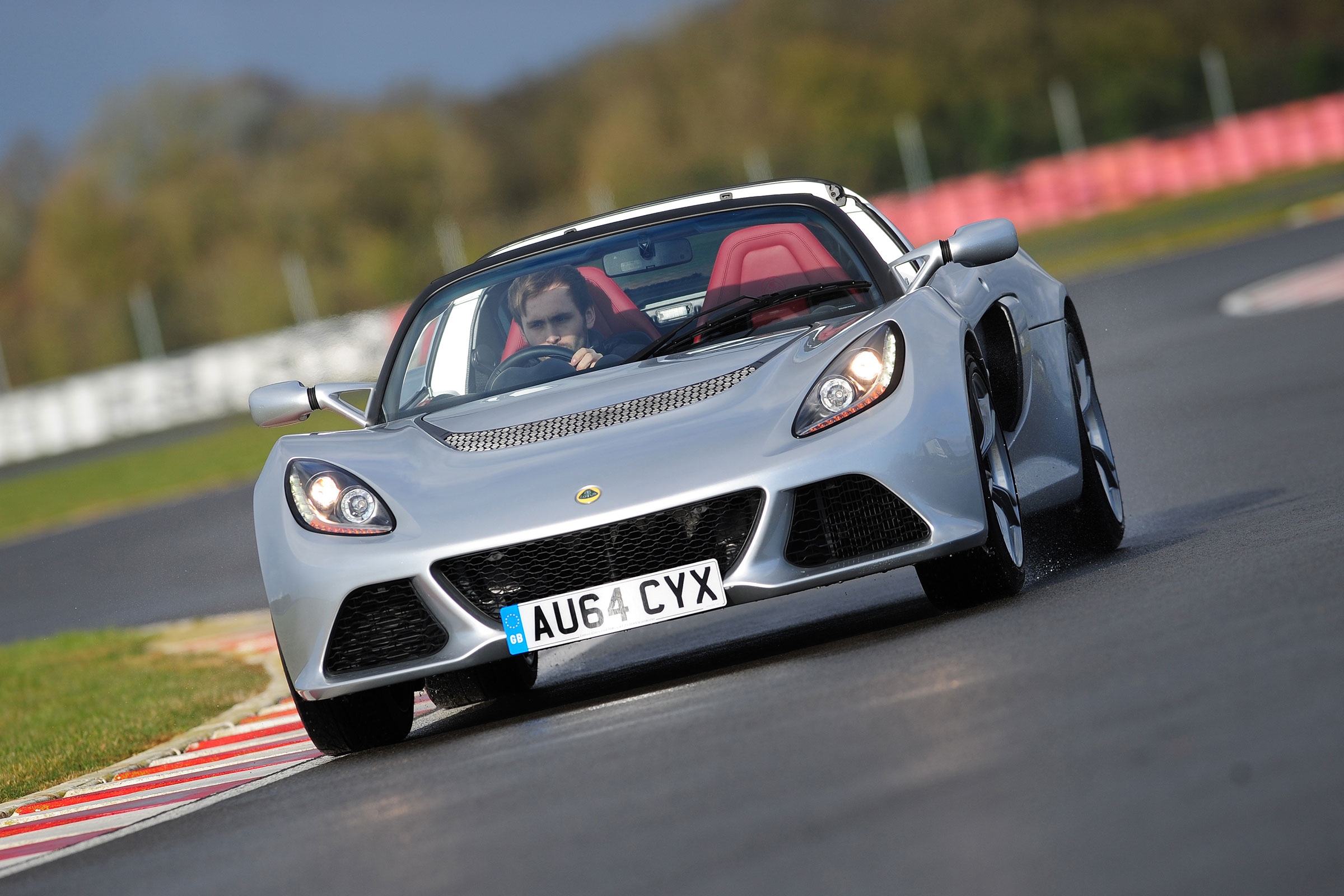 New Lotus Exige automatic 2015 review | Auto Express