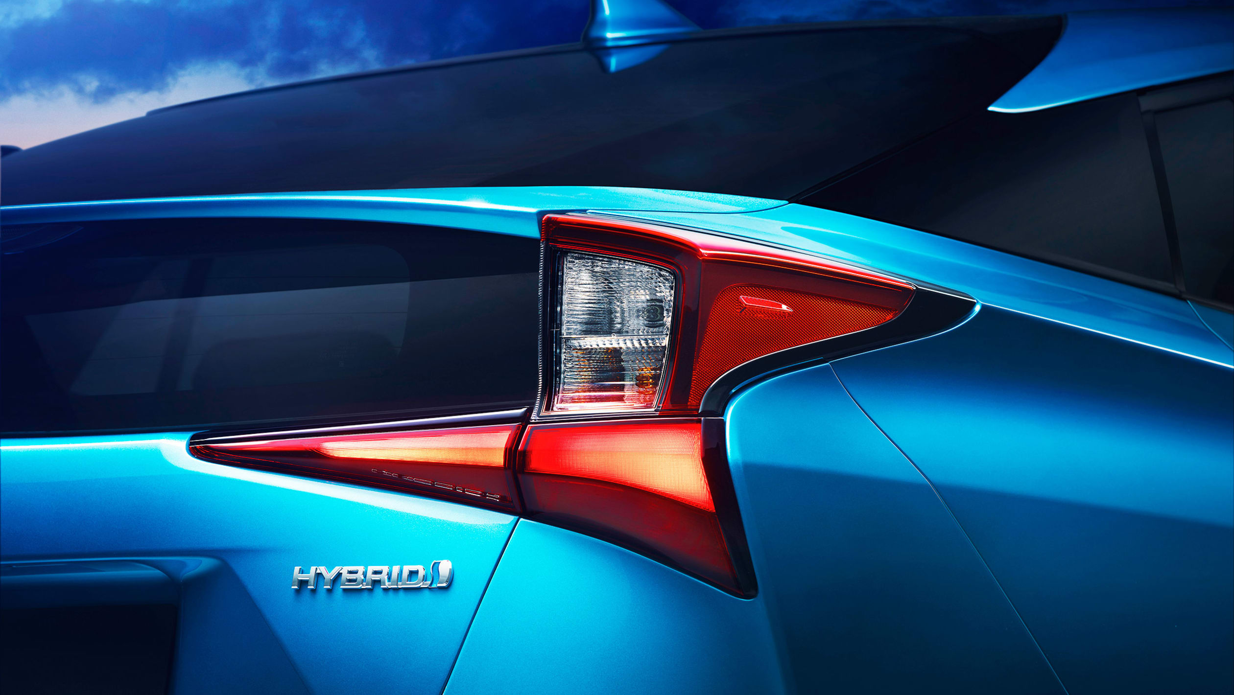New 2019 Toyota Prius facelift arrives - pictures | Auto Express