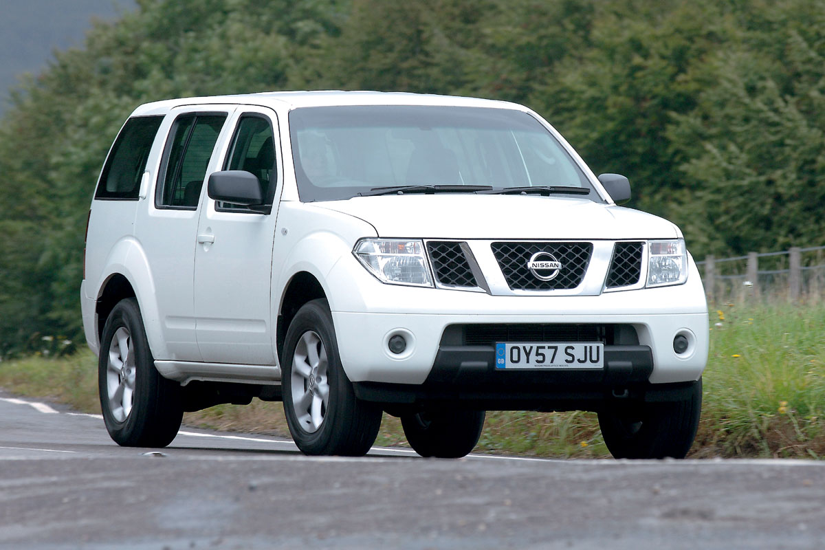 Nissan Pathfinder 2.5 dCi Trek | Auto Express