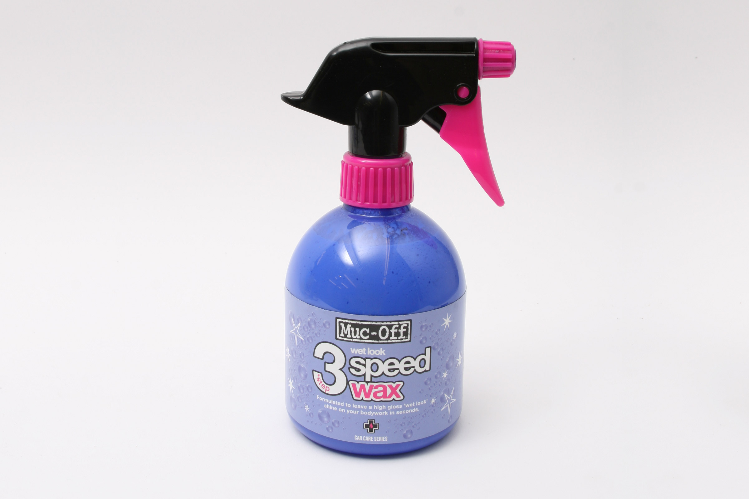 Muc-Off Speed Wax Step 3 | Auto Express