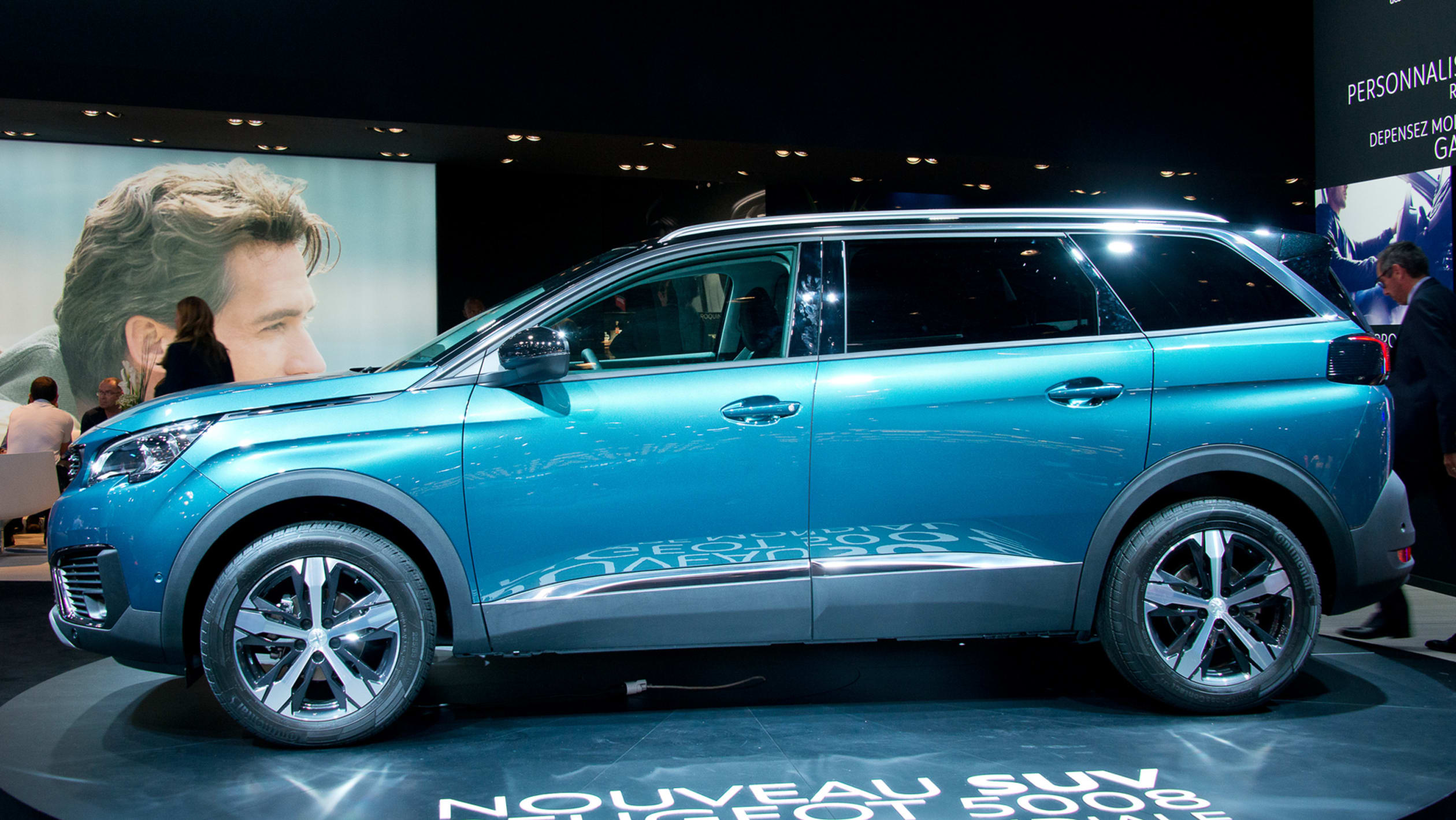 All-new Peugeot 5008 revealed - pictures | Auto Express
