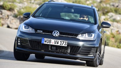 Volkswagen Golf Estate review | Auto Express