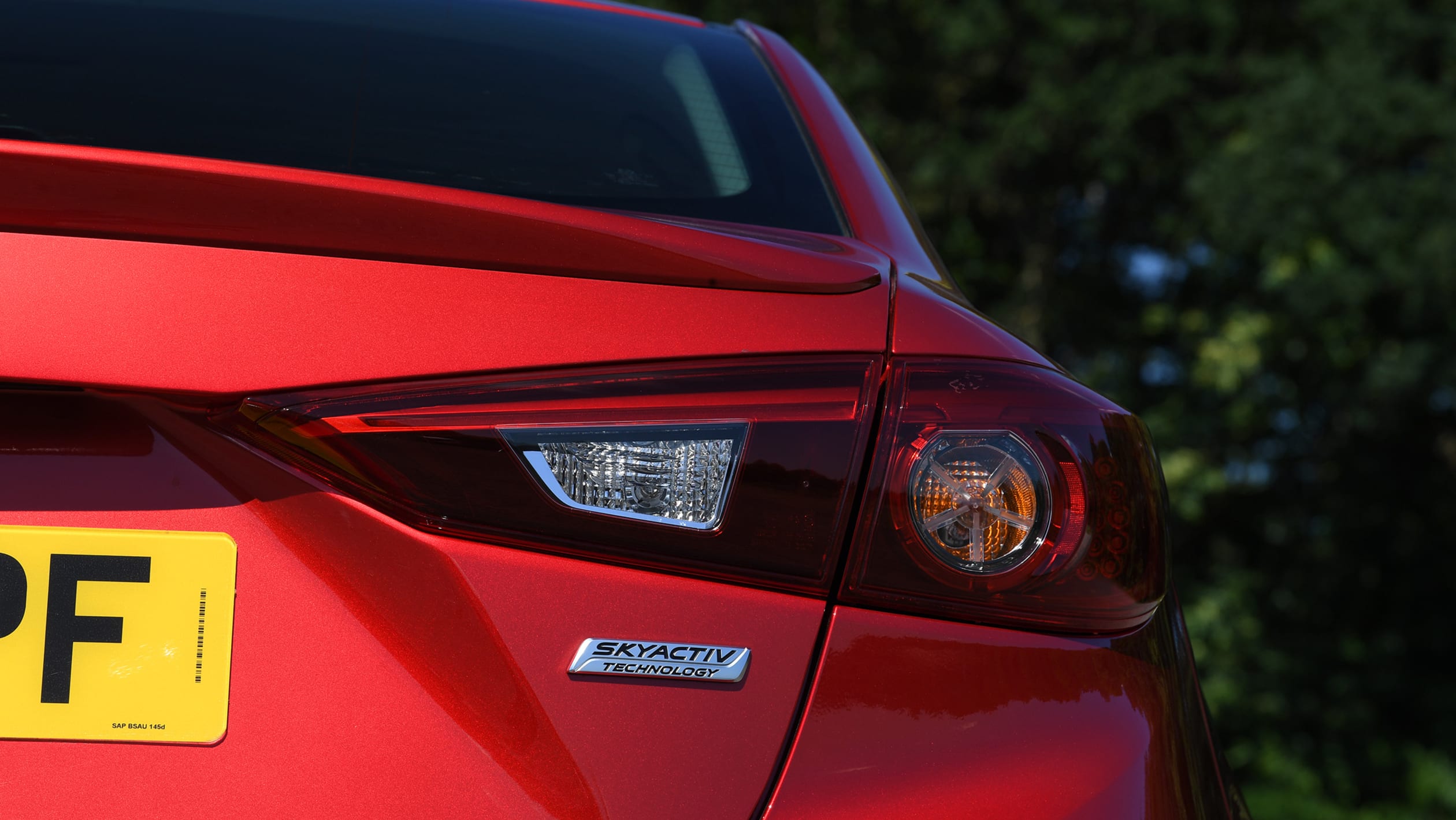 Hyundai i30 Fastback vs Mazda 3 Fastback - pictures | Auto Express