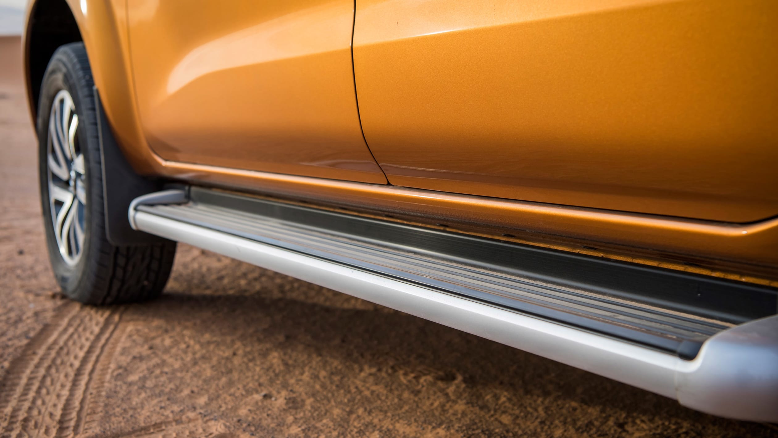 Nissan NP300 Navara review - pictures | Auto Express