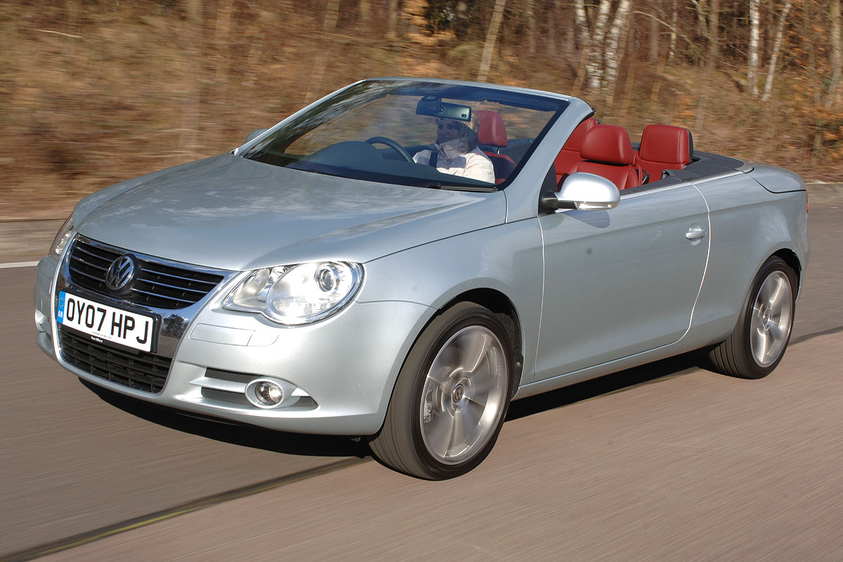 Volkswagen Eos 2.0 TDI Sport | Auto Express