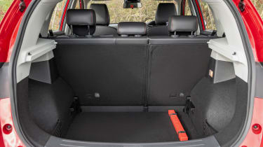 MG ZS review - Practicality, comfort and boot space 2023 | Auto Express