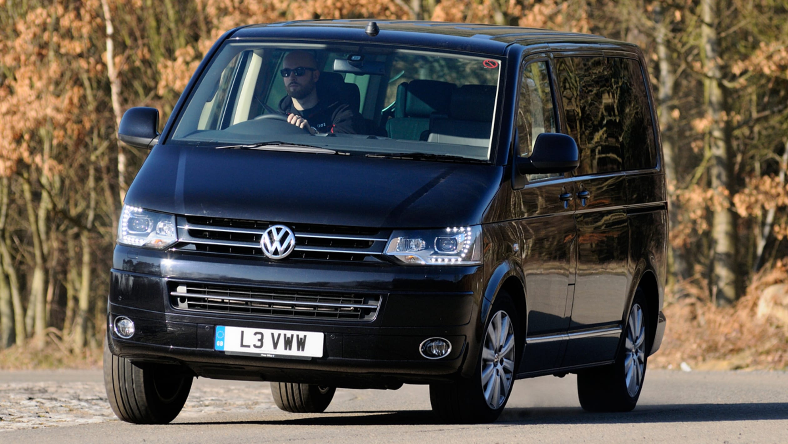 VW Caravelle SE BiTDI DSG pictures | Auto Express
