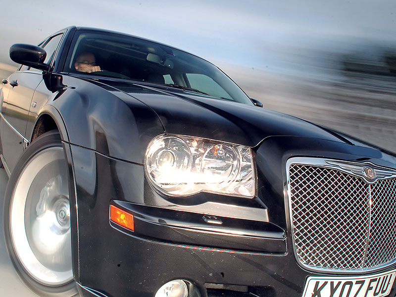 Chrysler 300C Saloon review (2005-2010) | Auto Express