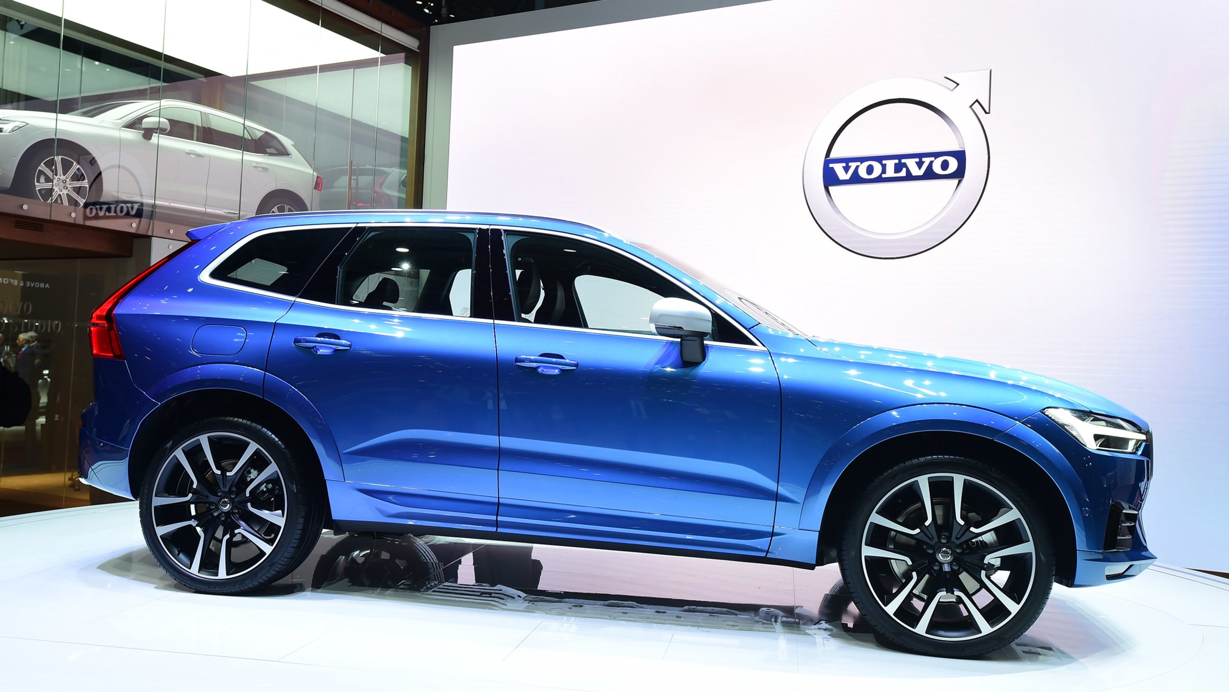 Volvo XC60 2017 SUV revealed - official pictures | Auto Express