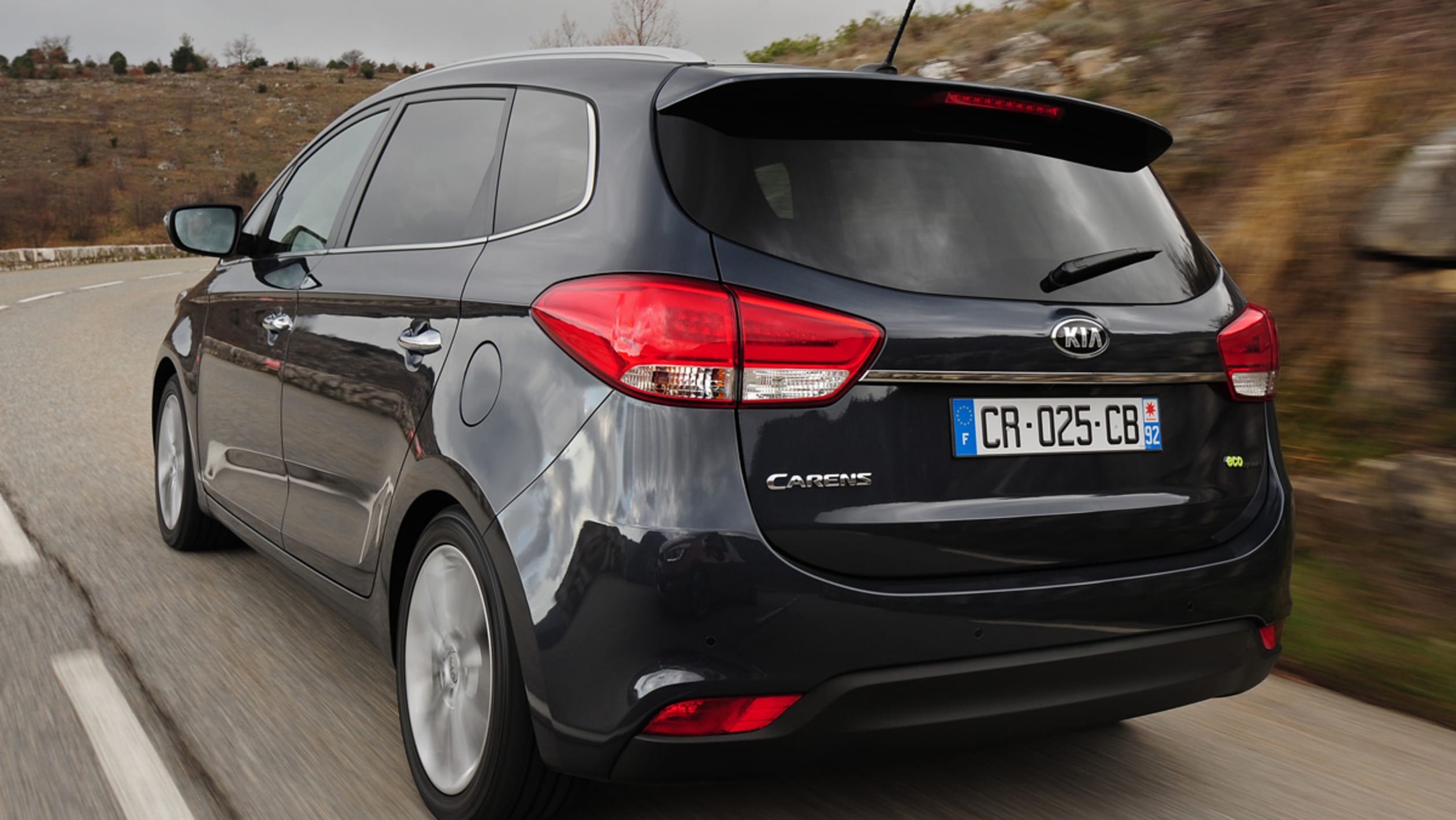 2013 Kia Carens pictures | Auto Express