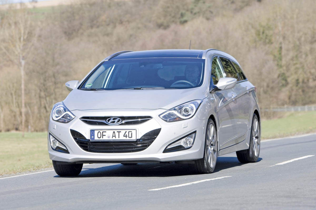 Hyundai i40 | First Drive | | Auto Express
