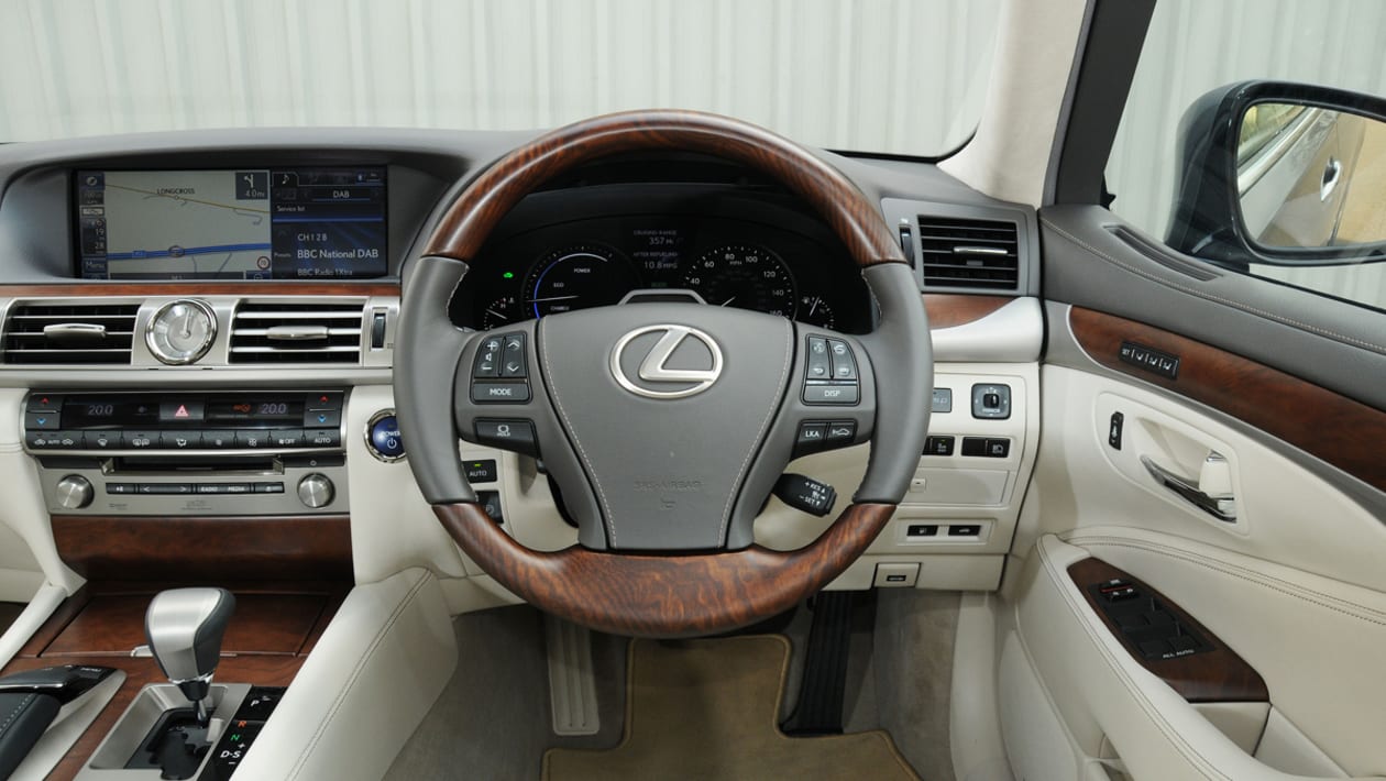 Lexus LS 600h L pictures | Auto Express