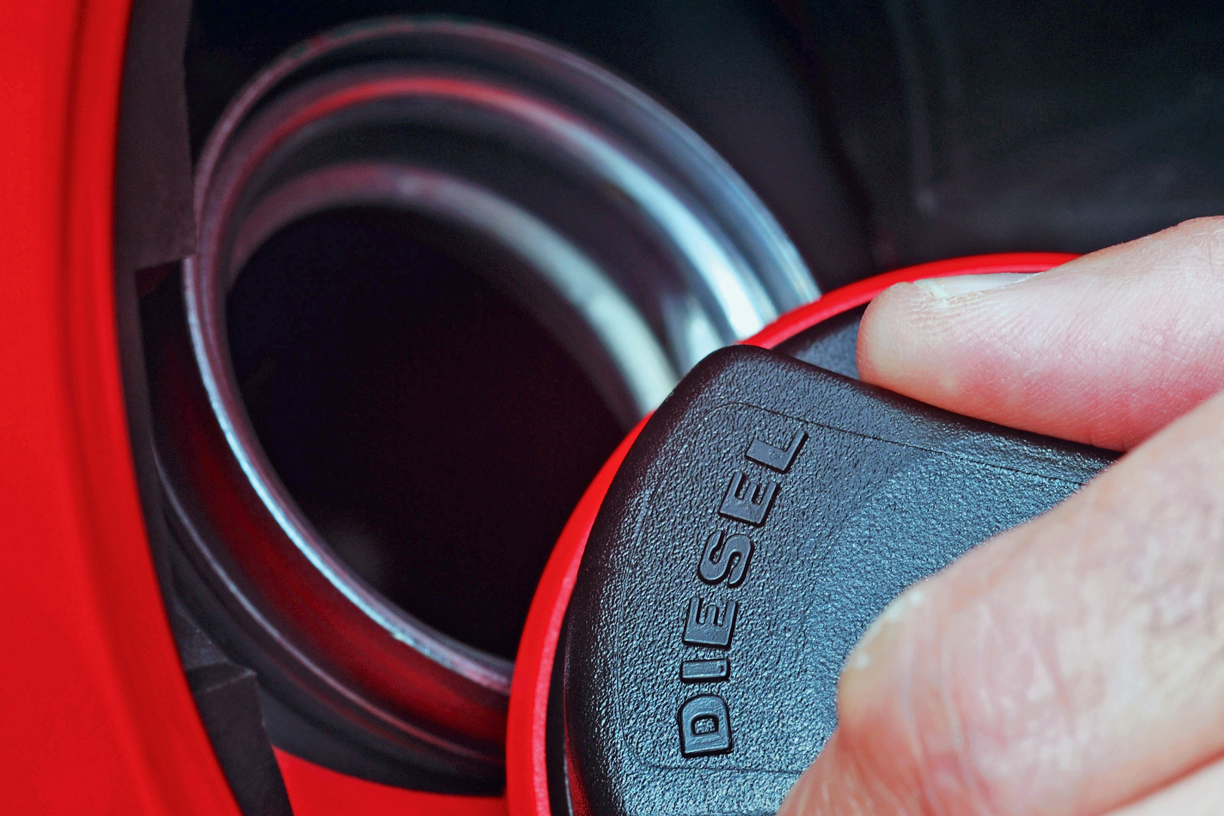 Government needs to give drivers better guidance on which car fuel type ...