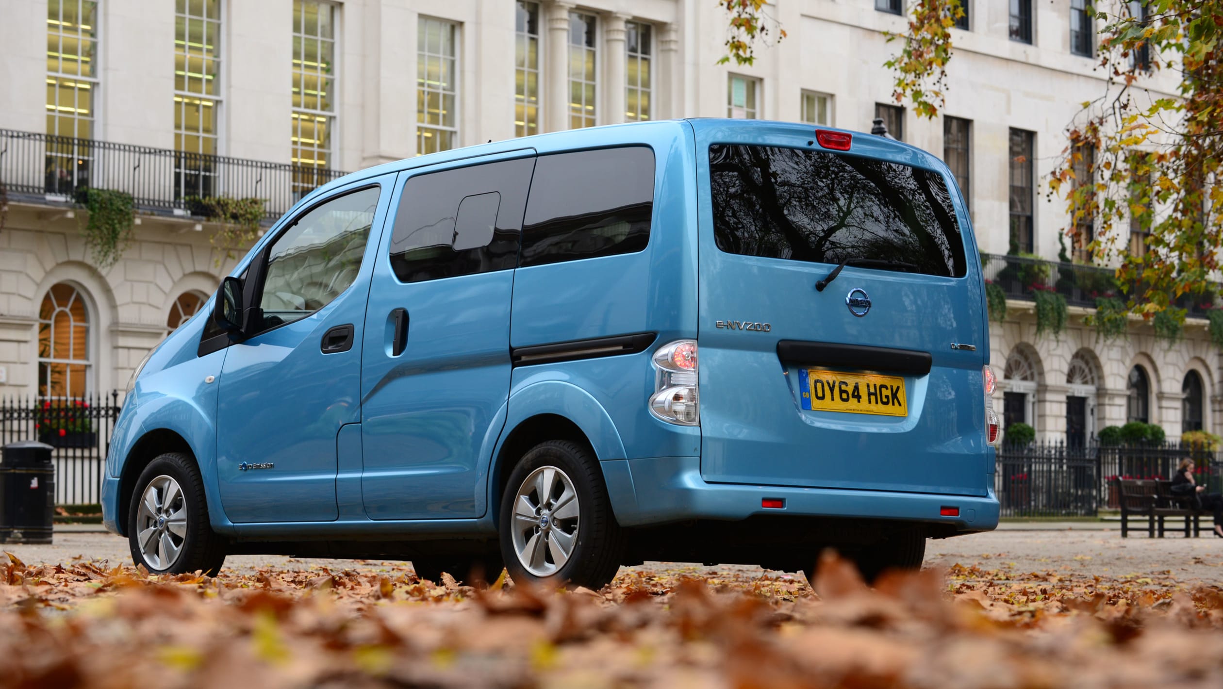 Nissan e-NV200 Combi Tekna Rapid Plus review - pictures | Auto Express