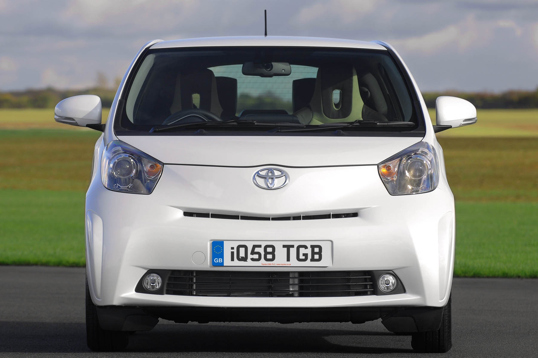 Toyota iQ CVT review (2009) | Auto Express