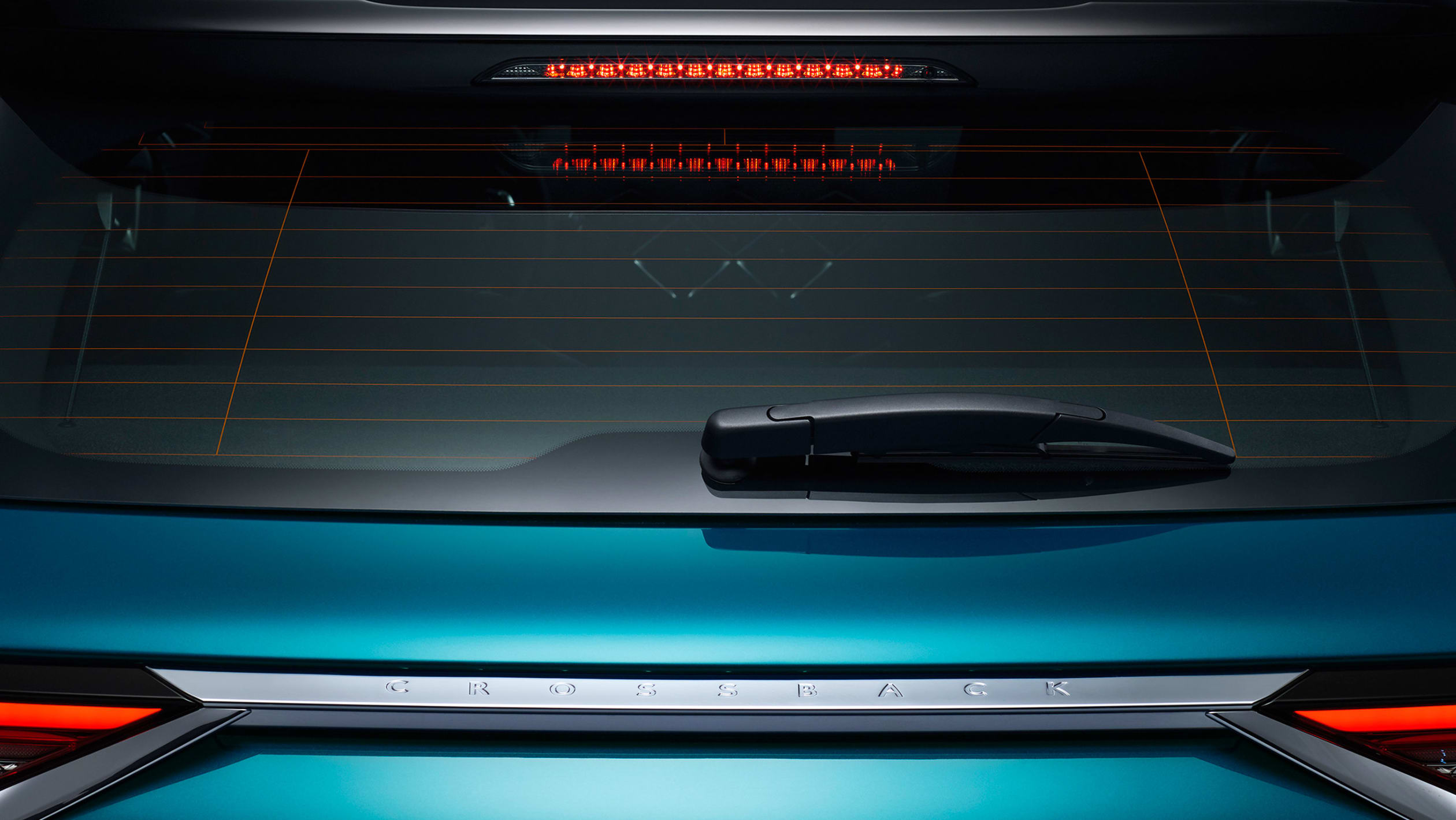 New DS 3 Crossback uncovered at Paris - pictures | Auto Express