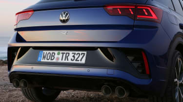 New 2022 Volkswagen T-Roc R: pricing, powertrain and tech - pictures ...