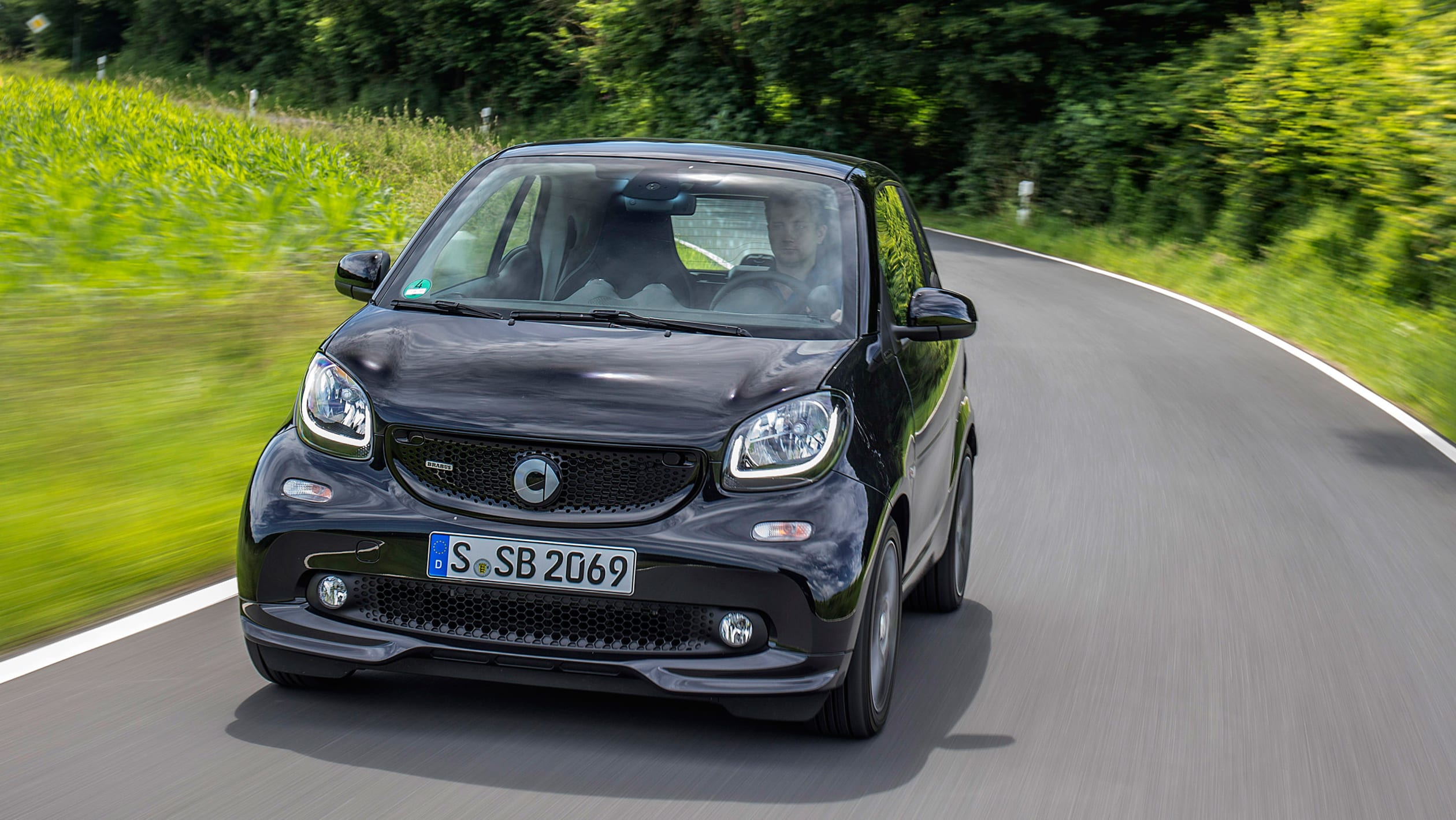 New Smart ForTwo Brabus 2016 review - pictures | Auto Express