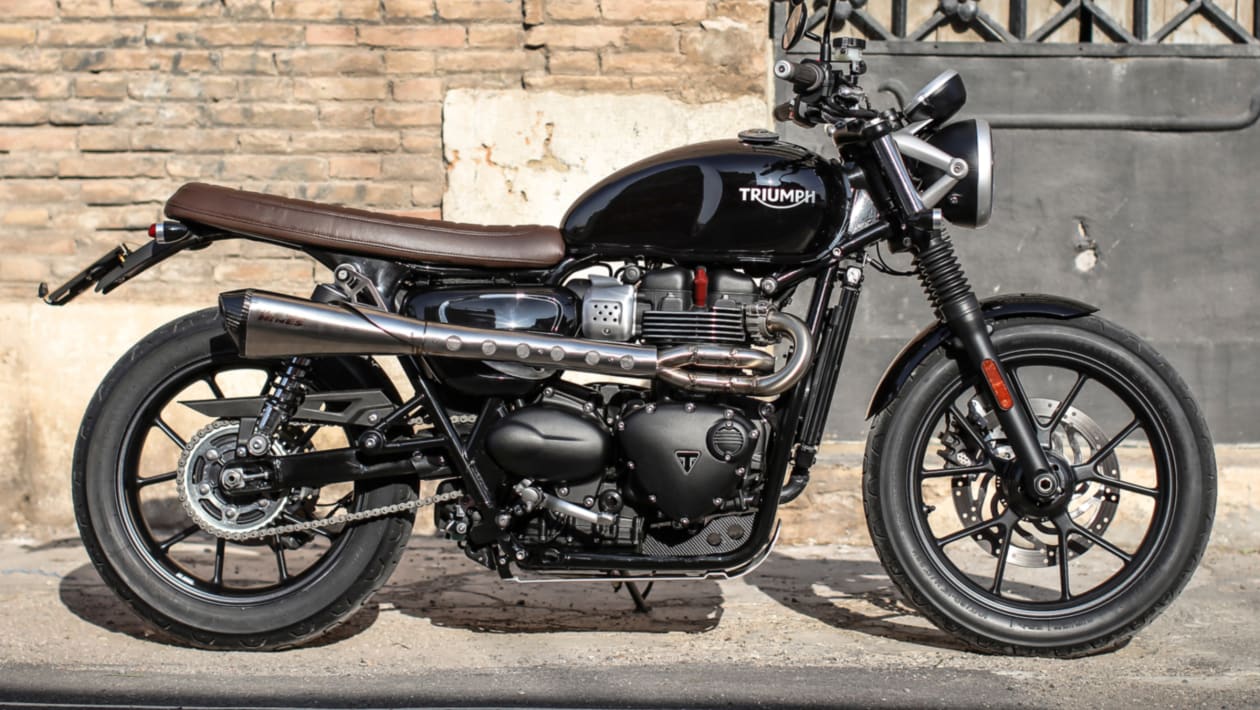 Triumph Street Twin review - pictures | Auto Express