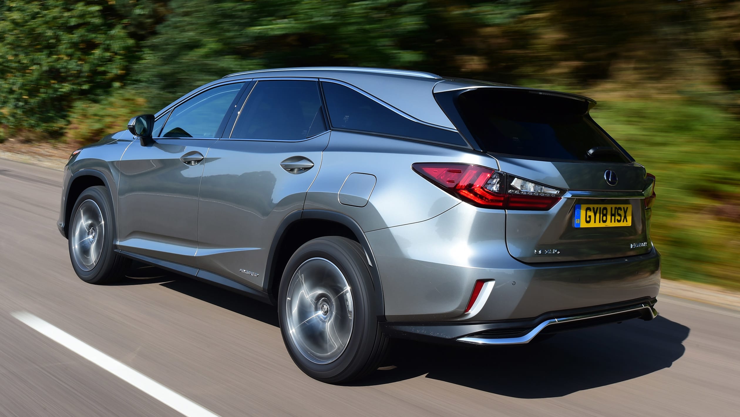 Lexus RX L vs Volvo XC90 - pictures | Auto Express