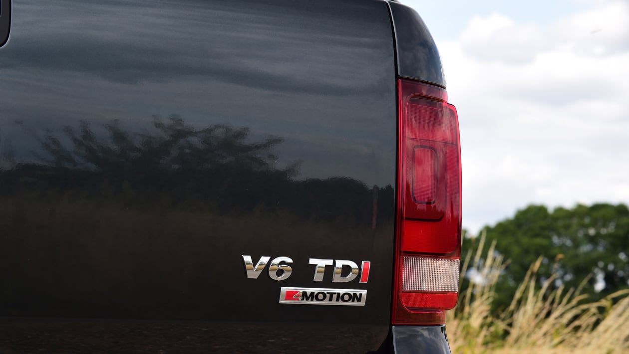 New Volkswagen Amarok Dark Label 2018 review - pictures | Auto Express