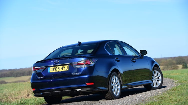 Lexus GS 300h 2016 review | Auto Express