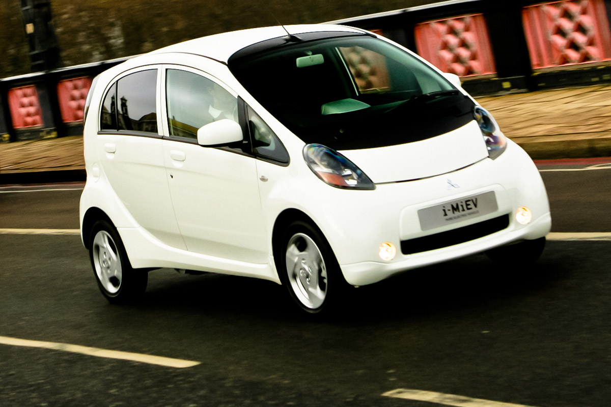 Mitsubishi i-MiEV review | Auto Express