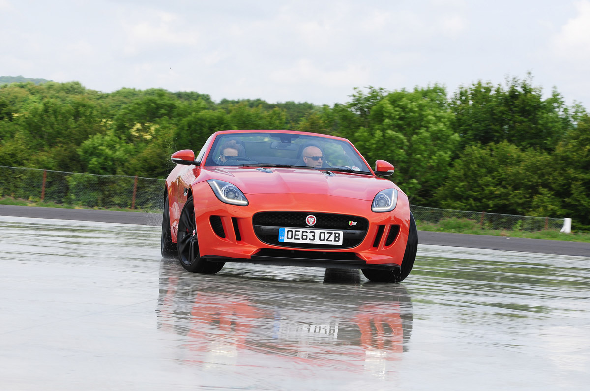 What is oversteer? | Auto Express
