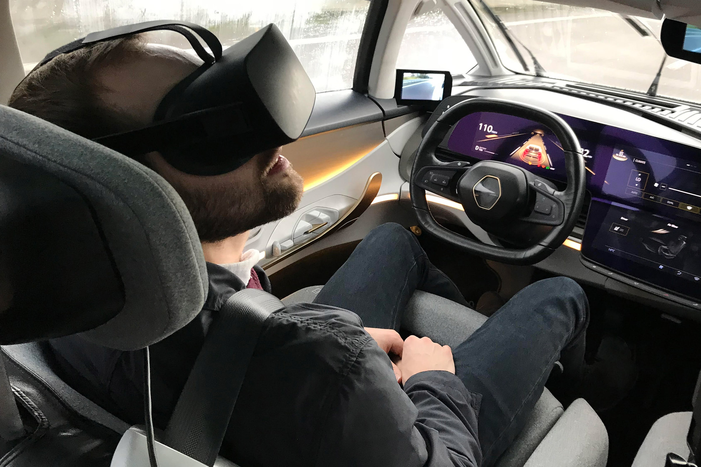 'Smart' pavements could aid autonomous cars | Auto Express