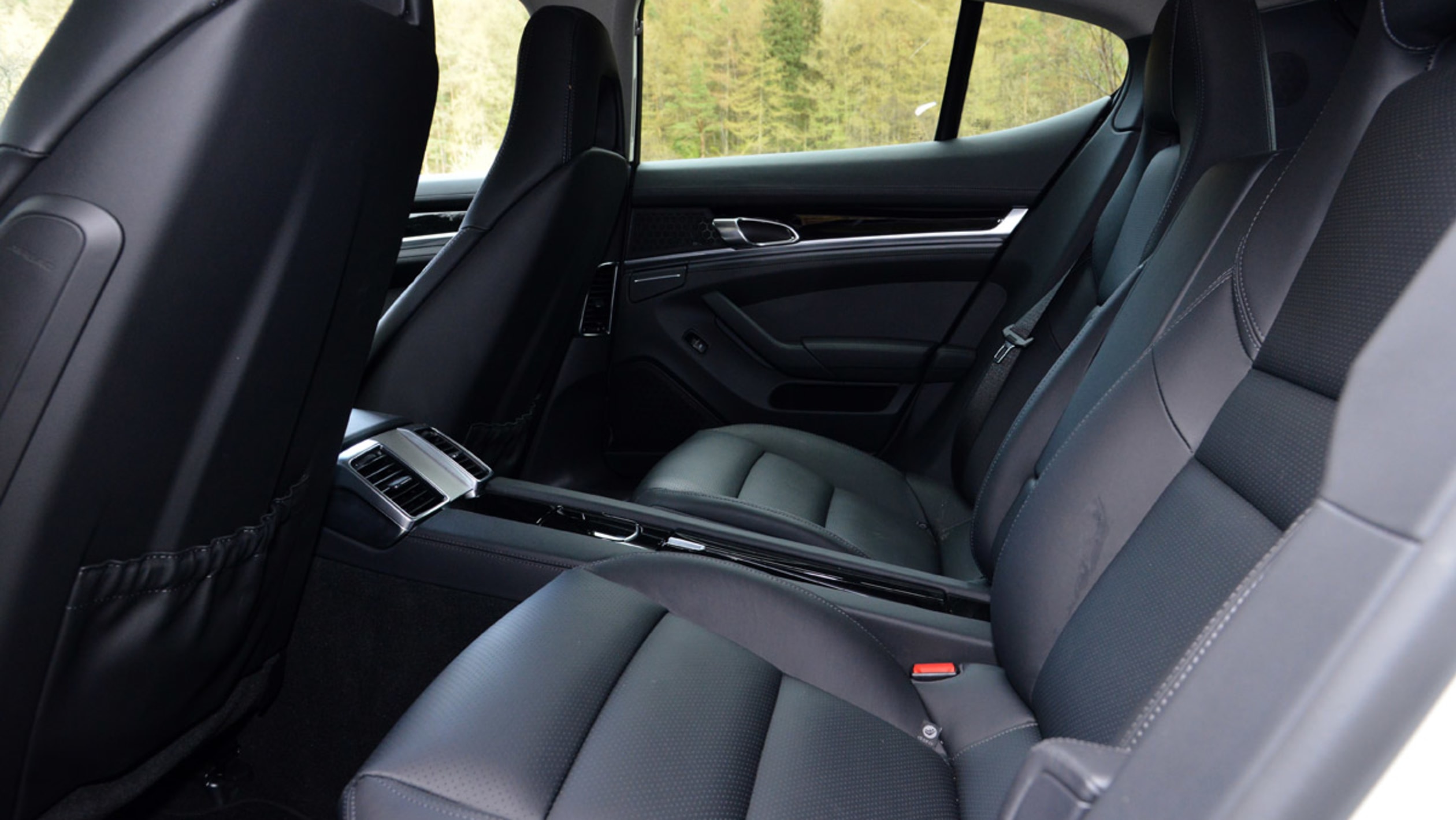 Porsche Panamera (2010-2016) review | Auto Express