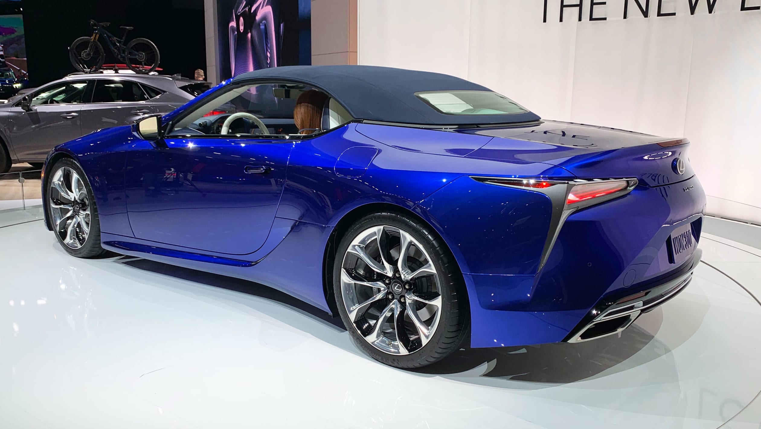 New Lexus LC 500 Convertible launched in LA - pictures | Auto Express
