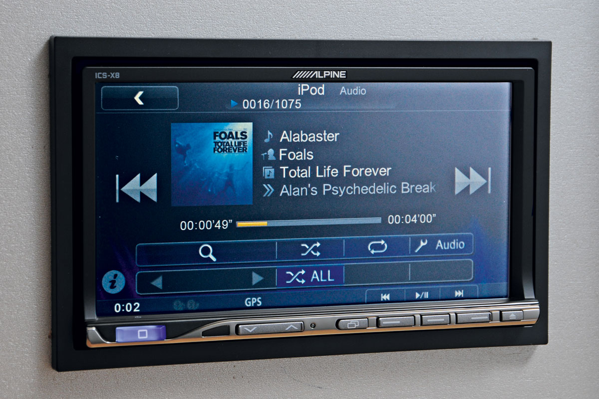 Alpine ICS-X8 | Auto Express