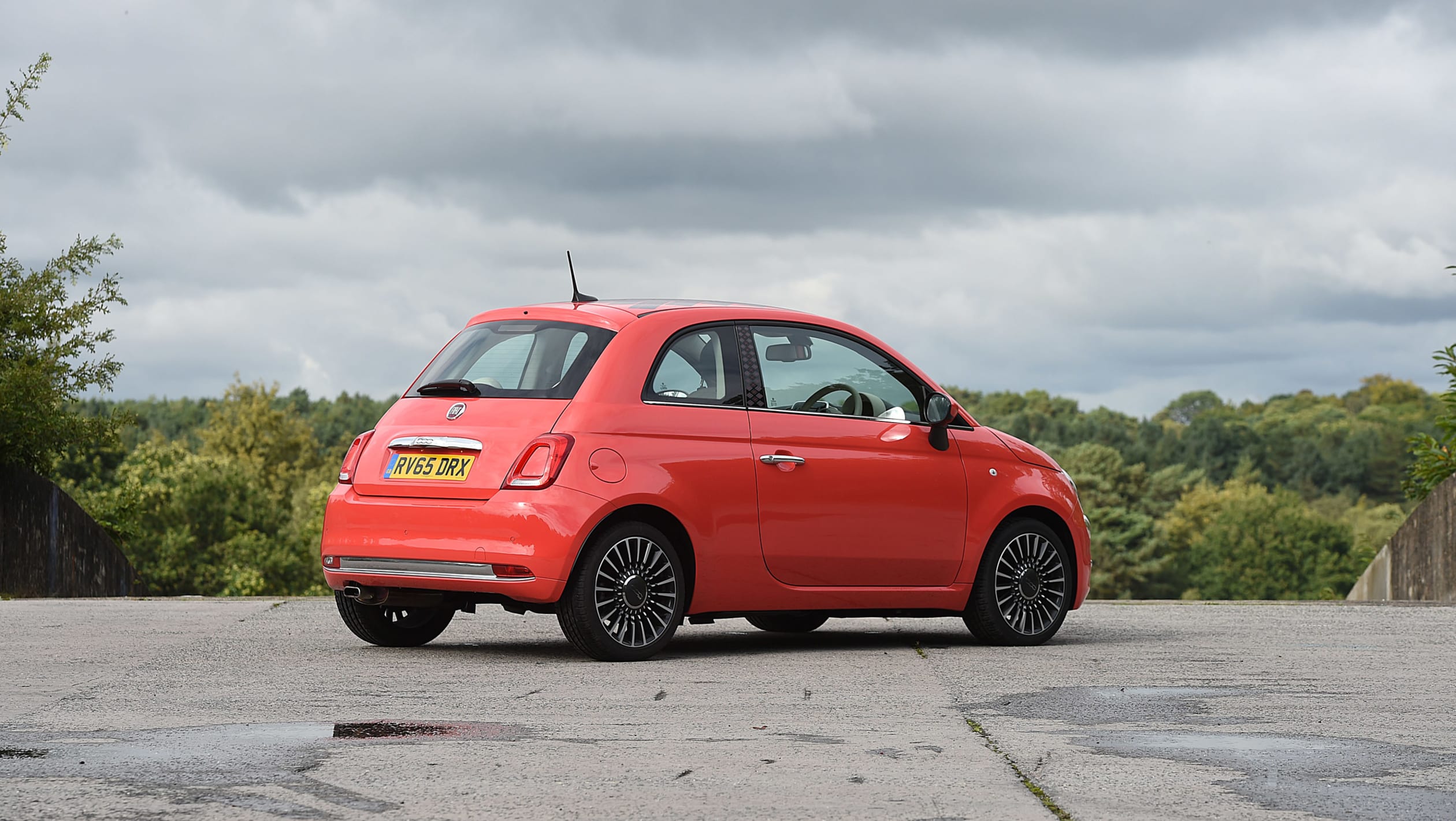 Fiat 500 vs Vauxhall Adam road test - pictures | Auto Express