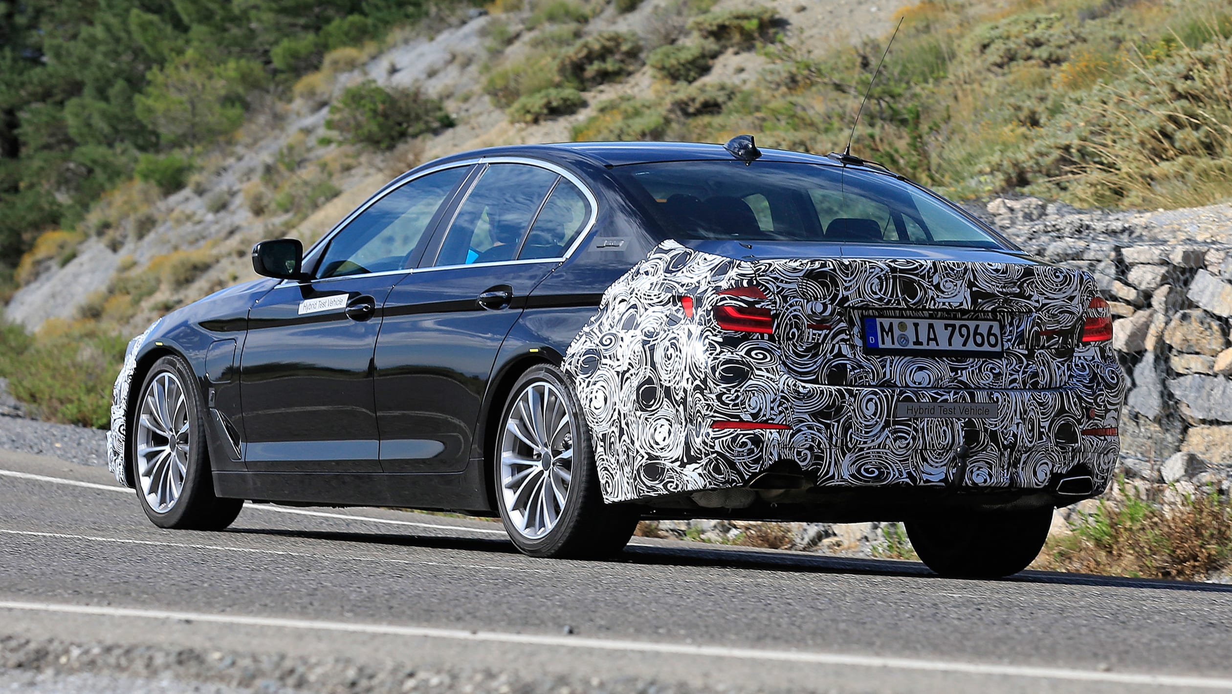 New 2020 BMW 5 Series facelift spotted testing - pictures | Auto Express
