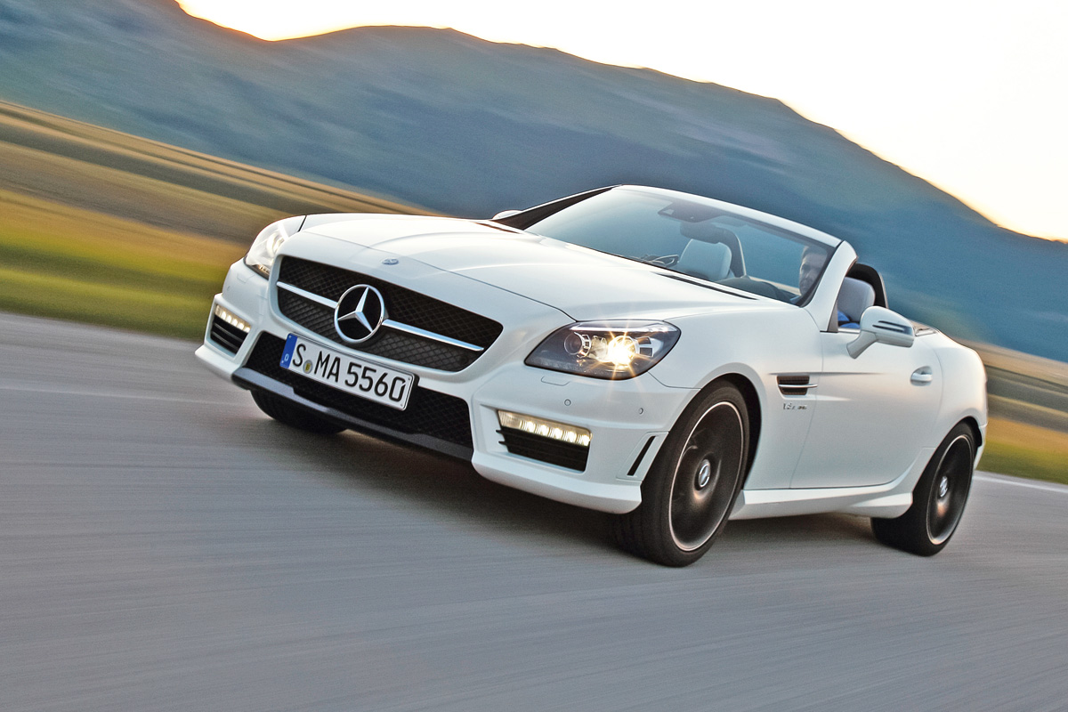 Mercedes SLK 55 AMG review | Auto Express